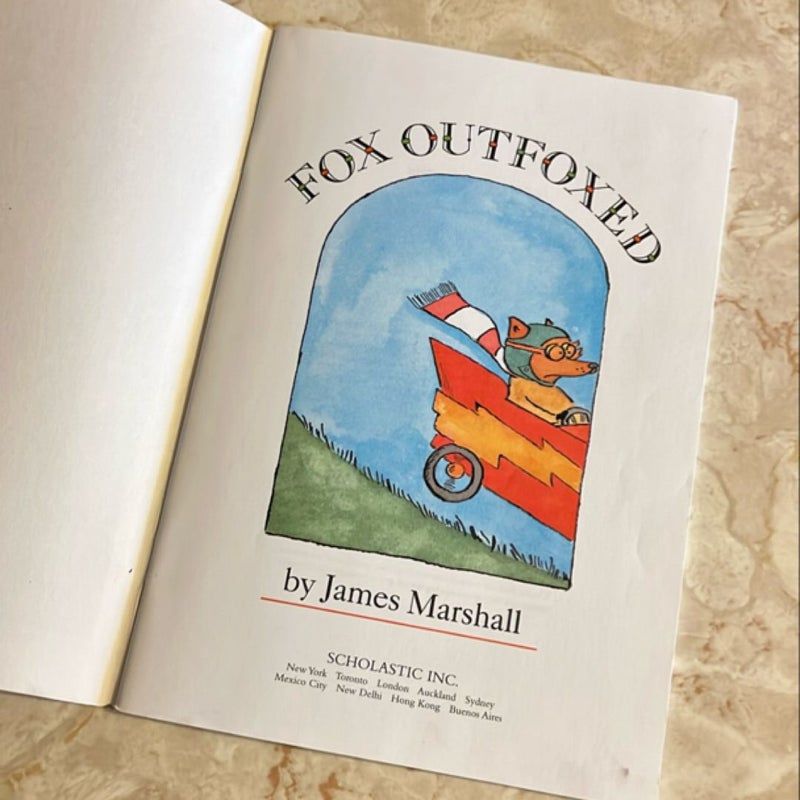 Fox Outfoxed by James Marshall, Paperback | Pangobooks