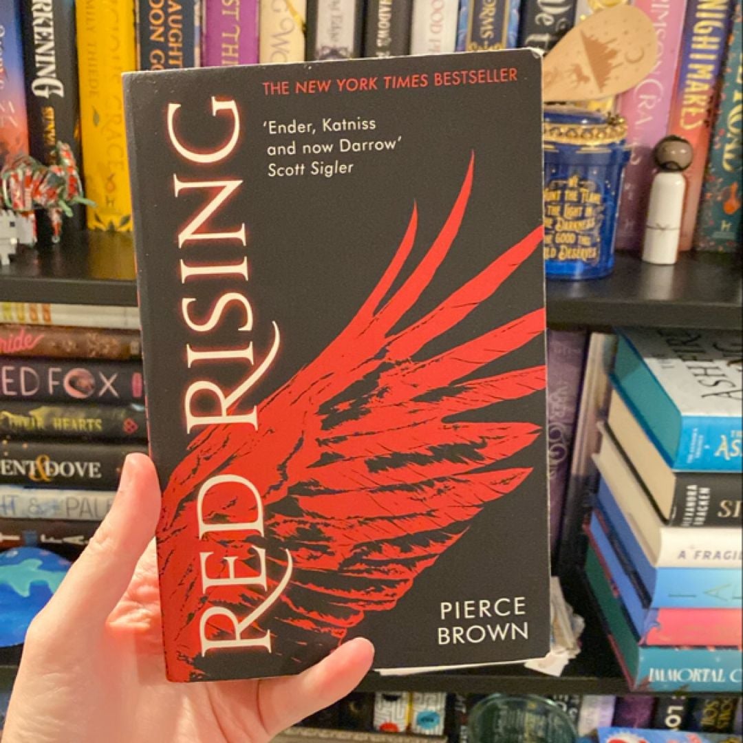 Red Rising by Pierce Brown, Paperback | Pangobooks