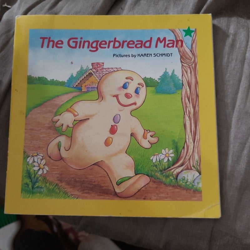 The Gingerbread Man by Karen Schmidt (Illustrator)