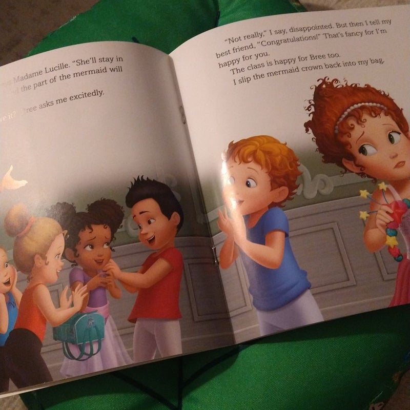 Disney Junior Fancy Nancy: Nancy and the Mermaid Ballet by Nancy Parent