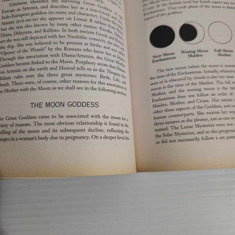 The Wiccan Mysteries by Raven Grimassi, Paperback | Pangobooks