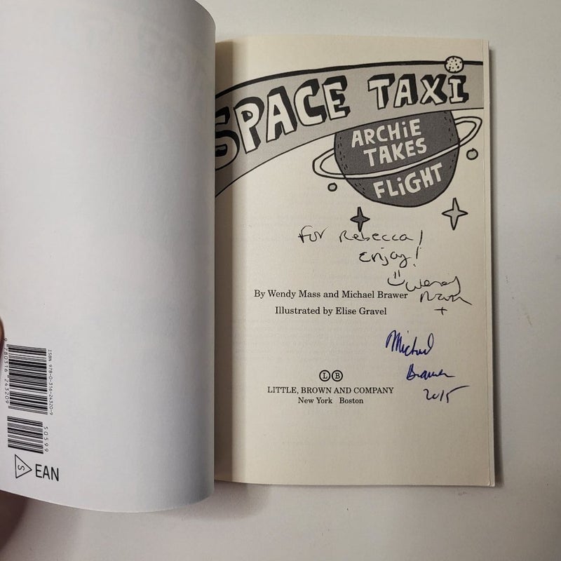 Space Taxi by Wendy Mass, Michael Brawer