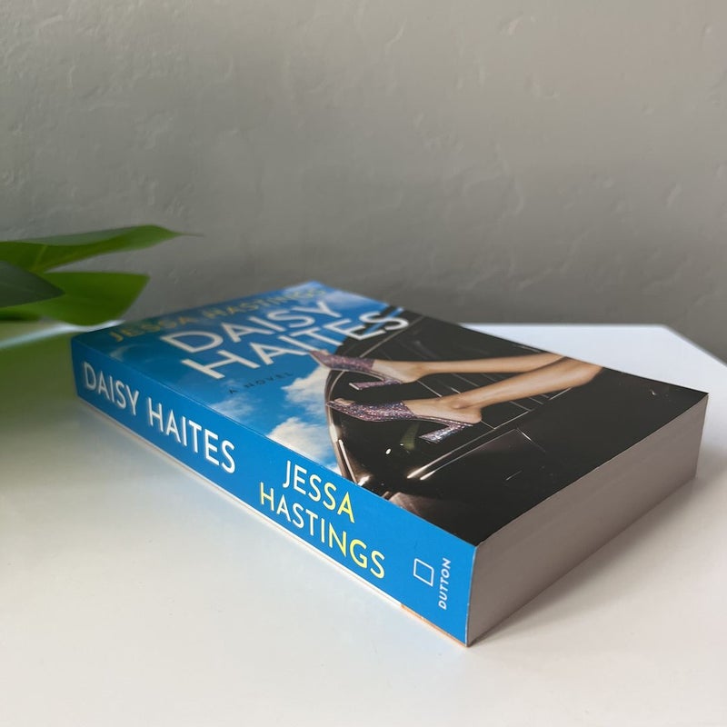 Daisy Haites by Jessa Hastings, Paperback | Pangobooks