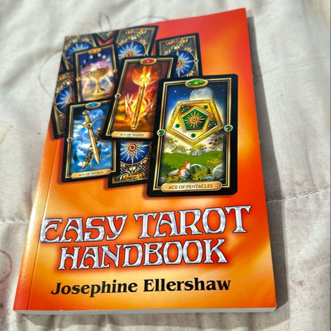 Easy Tarot by Josephine Ellershaw, Ciro Marchetti