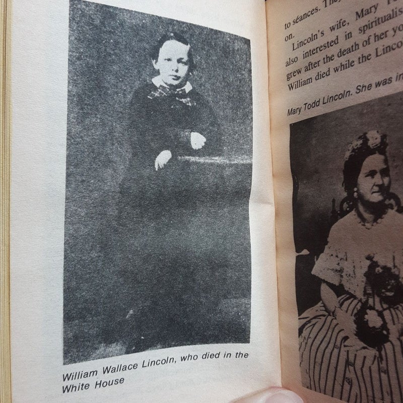 The World's Most Famous Ghosts by Daniel Cohen