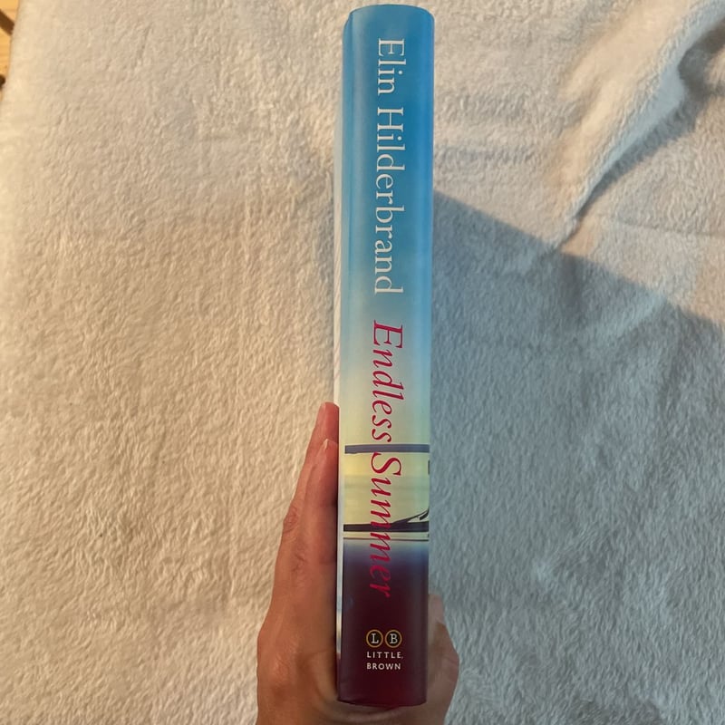 Endless Summer by Elin Hilderbrand, Hardcover | Pangobooks