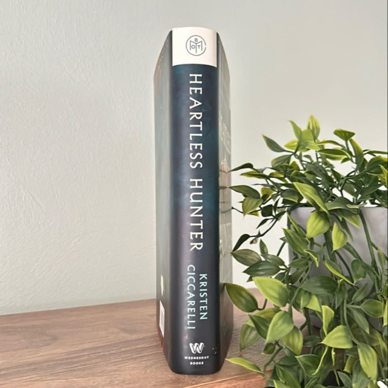 Heartless Hunter by Kristen Ciccarelli, Hardcover | Pangobooks