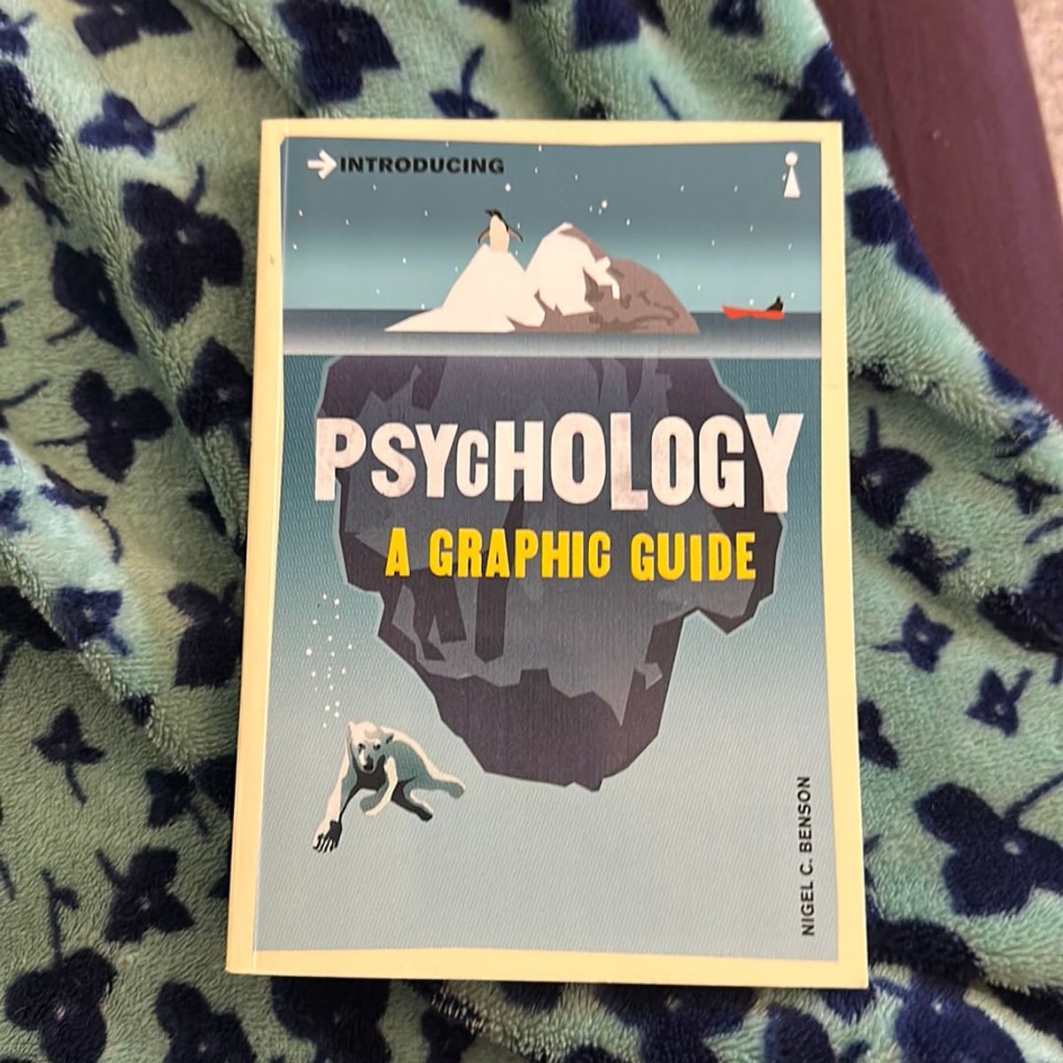 Introducing Psychology by Nigel Benson
