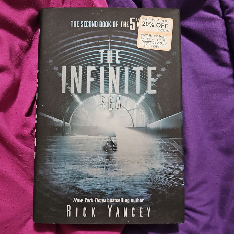 The Infinite Sea by Rick Yancey