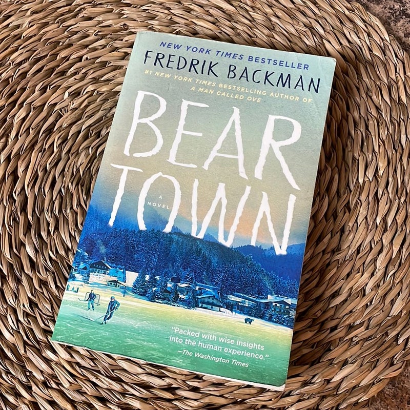 Beartown by Fredrik Backman, Paperback | Pangobooks