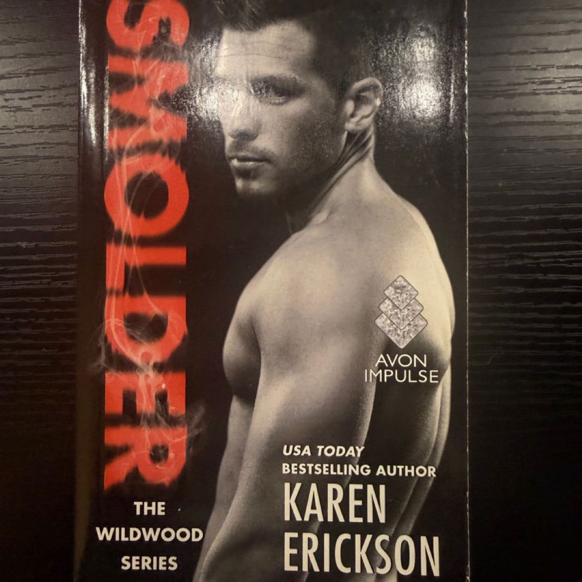 Smolder by Karen Erickson, Paperback | Pangobooks