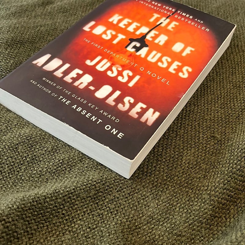 The Keeper of Lost Causes by Jussi Adler-Olsen, Lisa Hartford