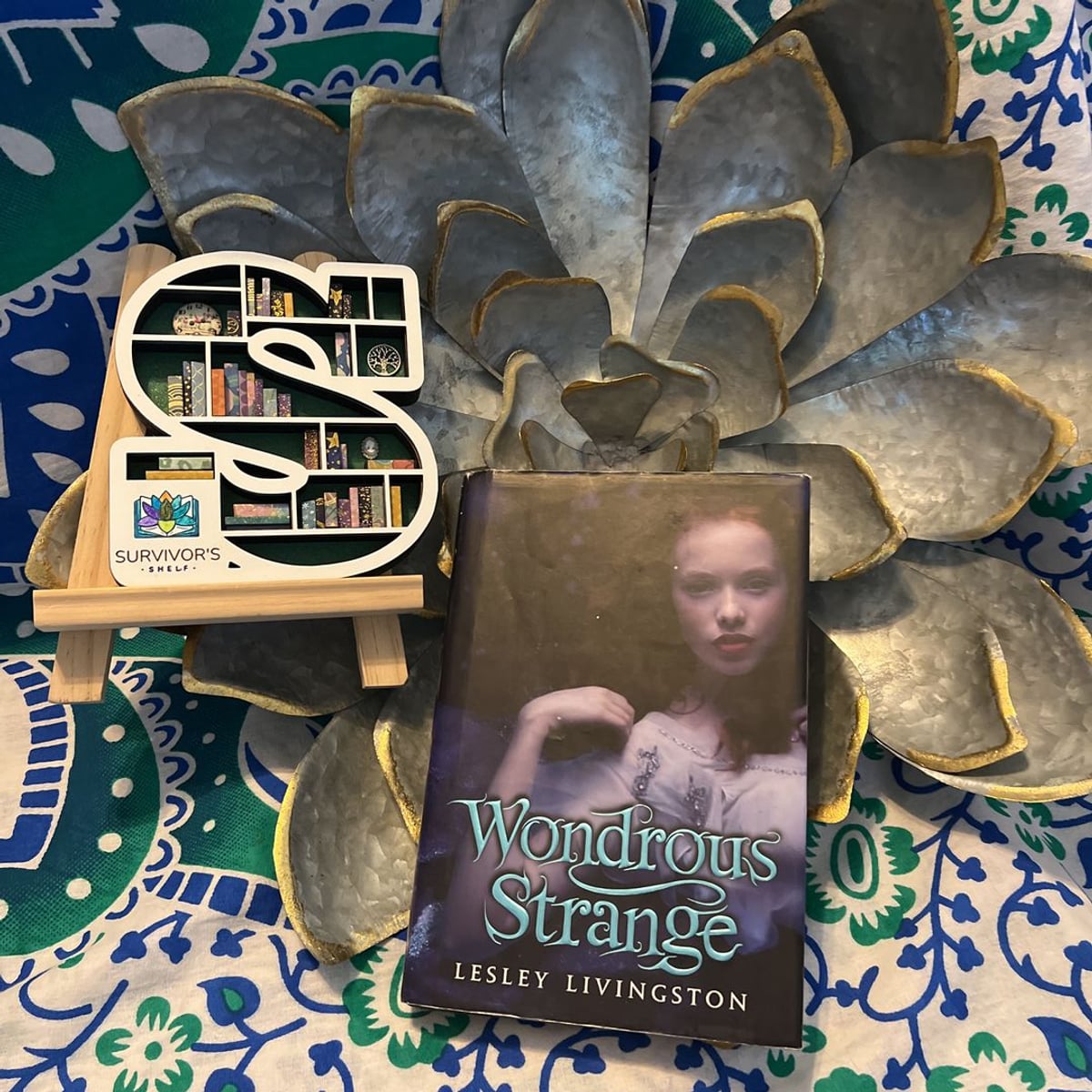 Wondrous Strange by Lesley Livingston, Hardcover | Pangobooks