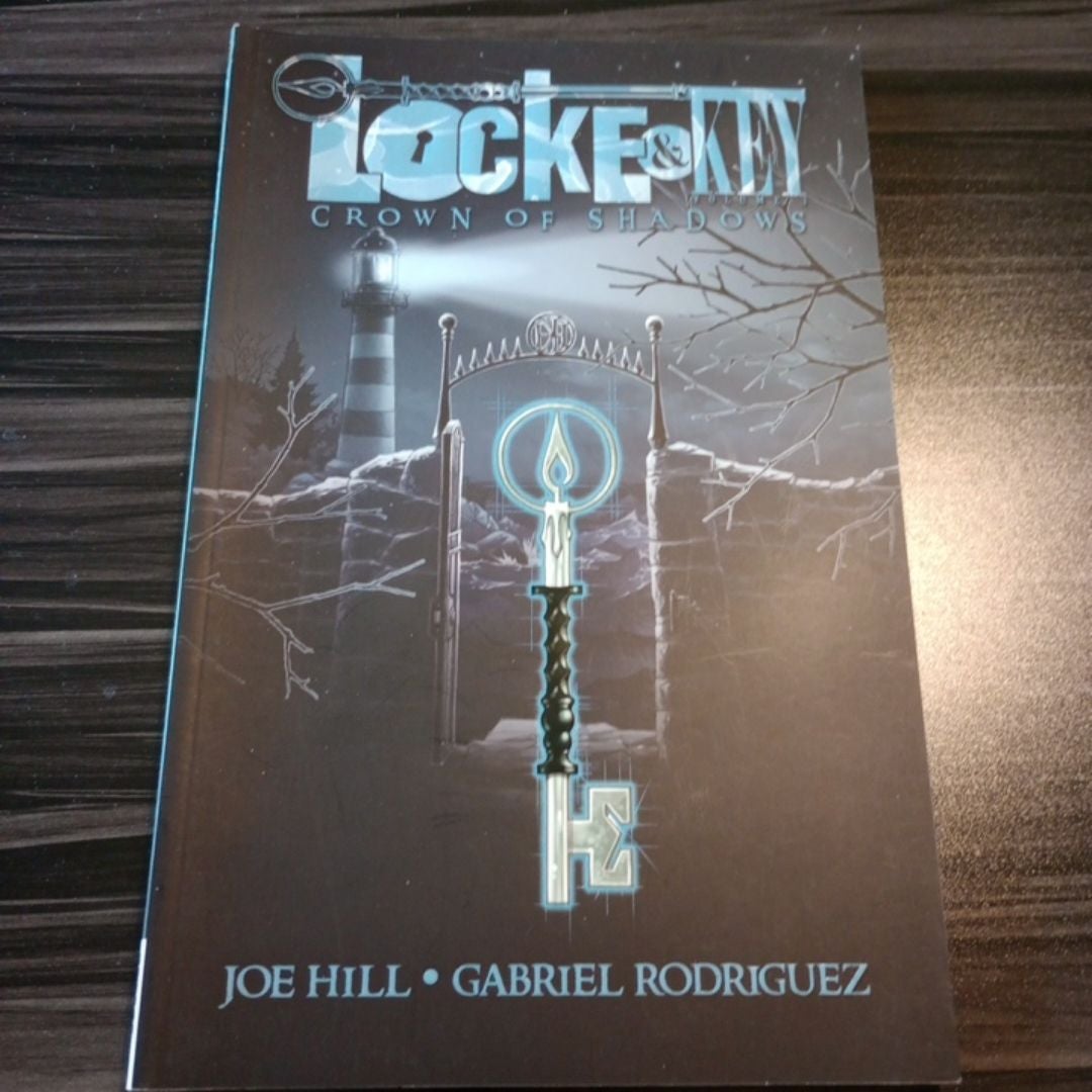 Locke and Key, Vol. 3: Crown of Shadows by Joe Hill, Brian K. Vaughan