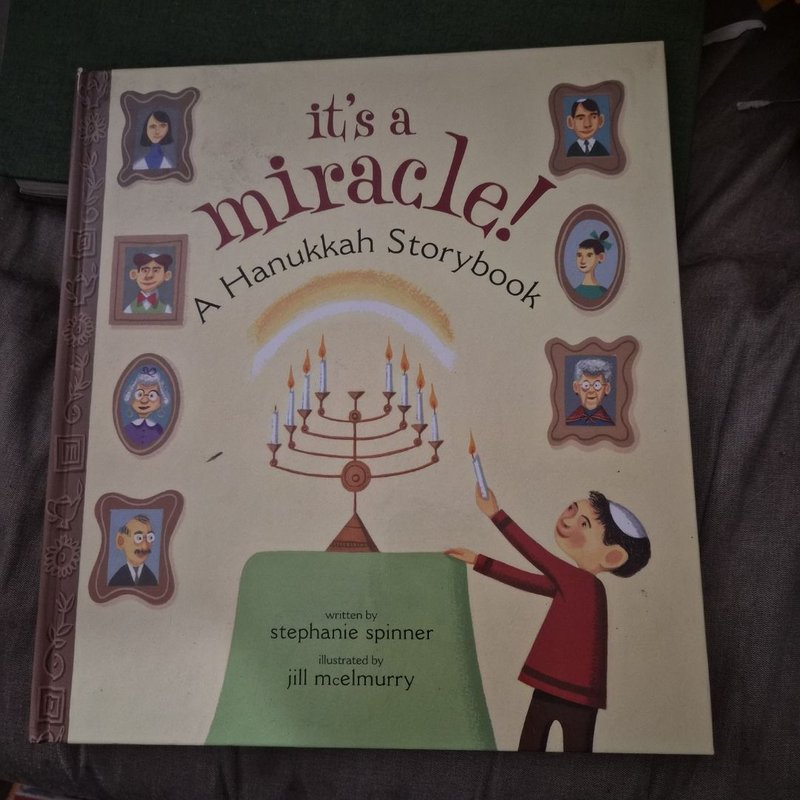 It's a Miracle! by Stephanie Spinner