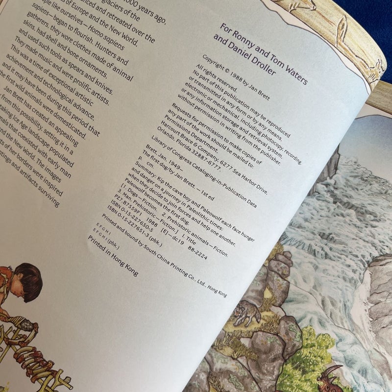 The First Dog by Jan Brett, Paperback | Pangobooks