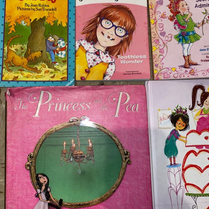 Kids Book Bundle COMES WITH 5 FREE SUPRISE BOOKS by Kids Book Bundle ...