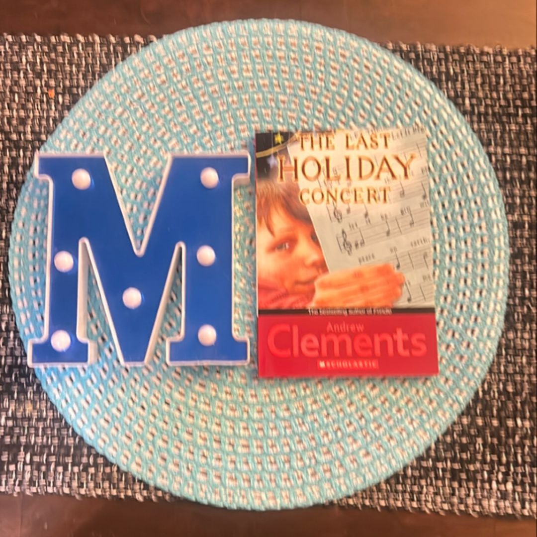 The Last Holiday Concert by Andrew Clements, Paperback | Pangobooks