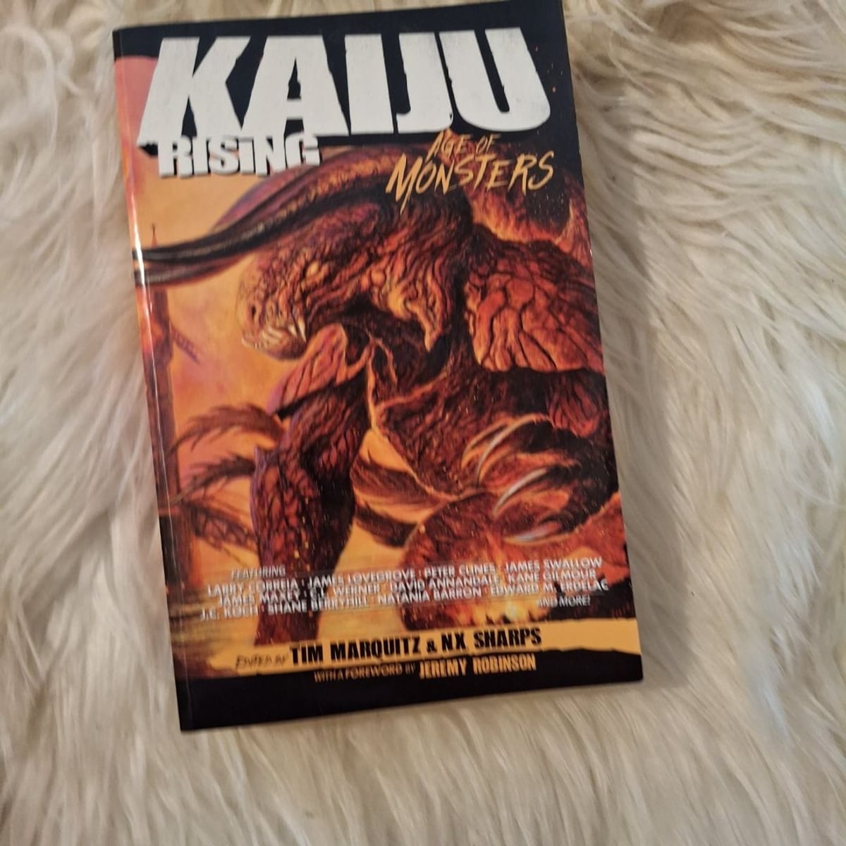 Kaiju Rising by Larry Correia, Edward M. Erdelac, Natania Barron, Shane ...