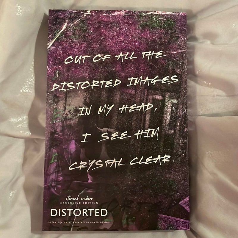 Distorted by Nyla K , Paperback | Pangobooks