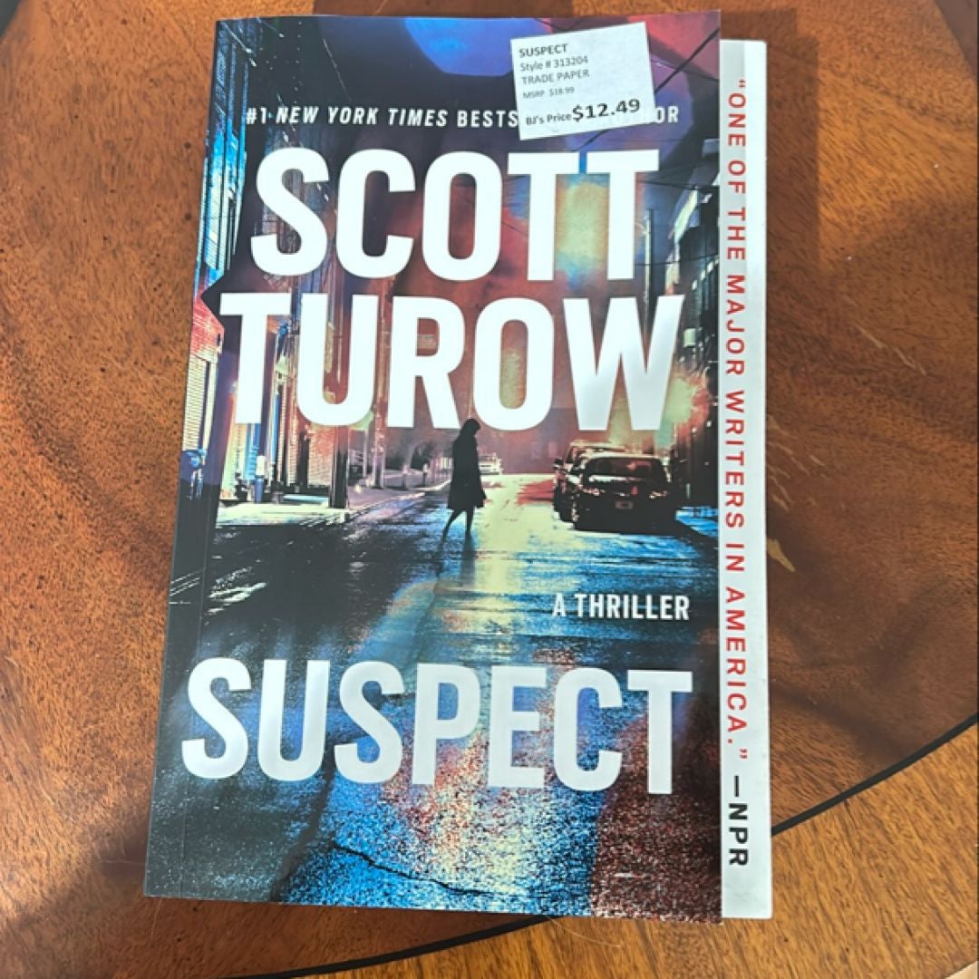 Suspect by Scott Turow, Paperback | Pangobooks