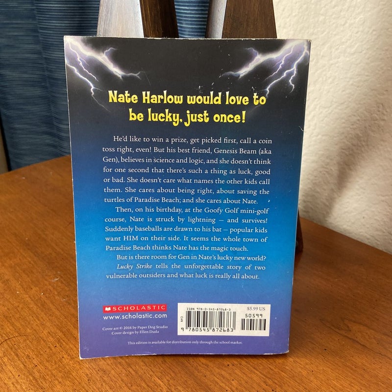 Lucky Strike by Bobbie Pyron, Paperback | Pangobooks