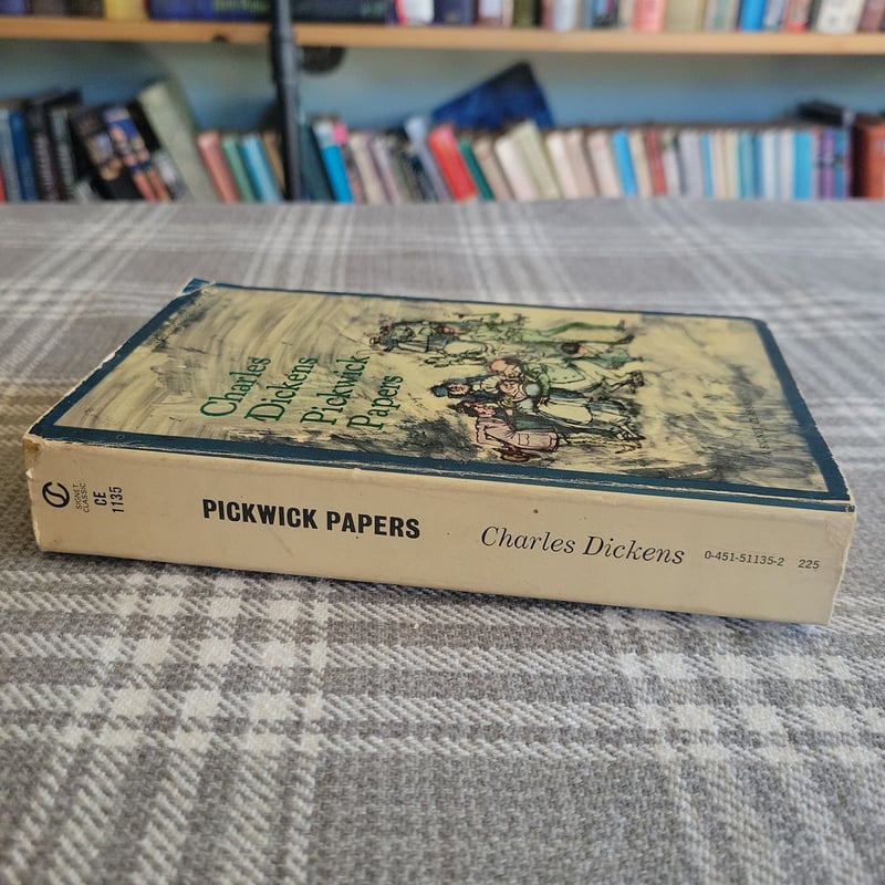 Pickwick Papers by Charles Dickens , Paperback | Pangobooks
