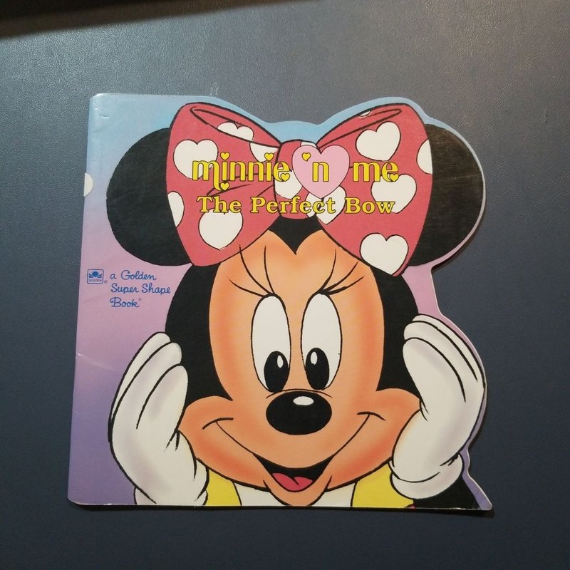 The Art of Minnie Mouse by Disney Book Group
