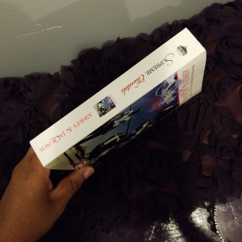 Supreme Clientele by Ashley Antoinette, Paperback | Pangobooks