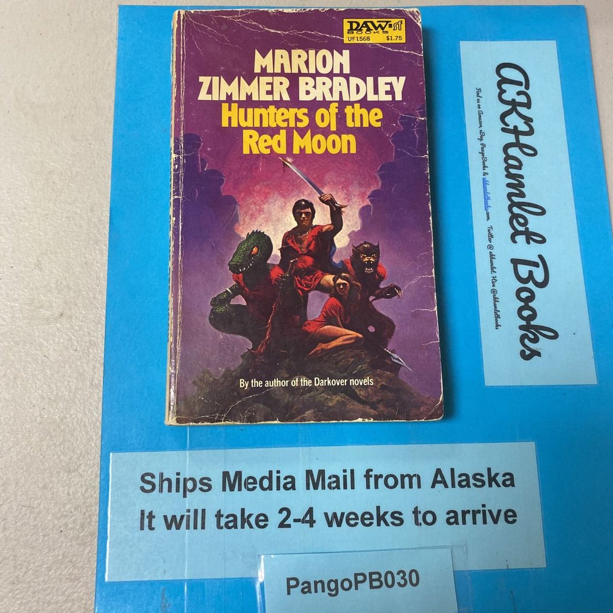 Hunters of the Red Moon by Marion Zimmer Bradley