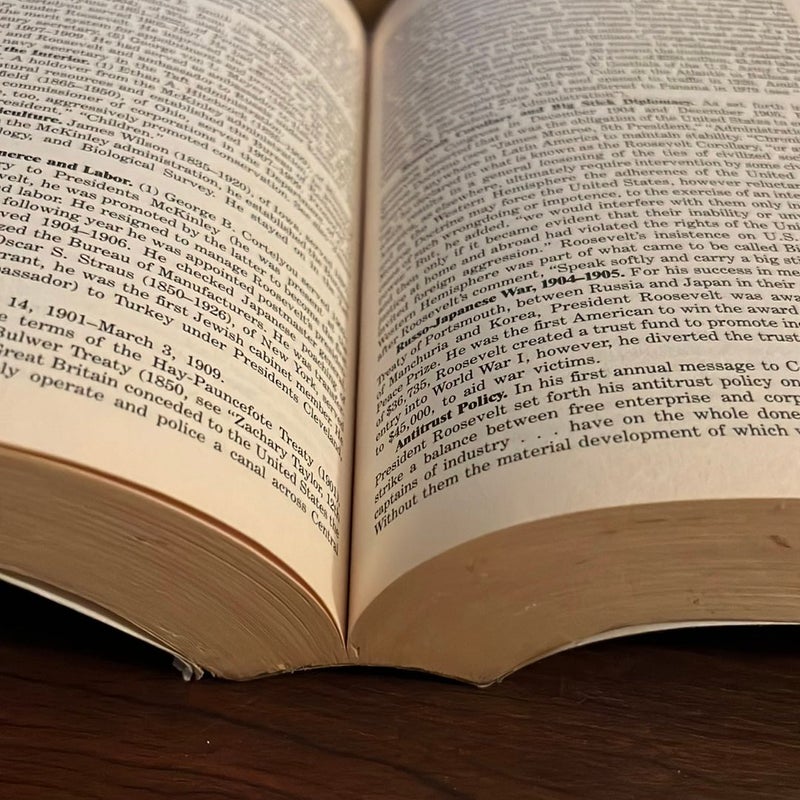 Complete Book of U. S. Presidents by William Degregorio