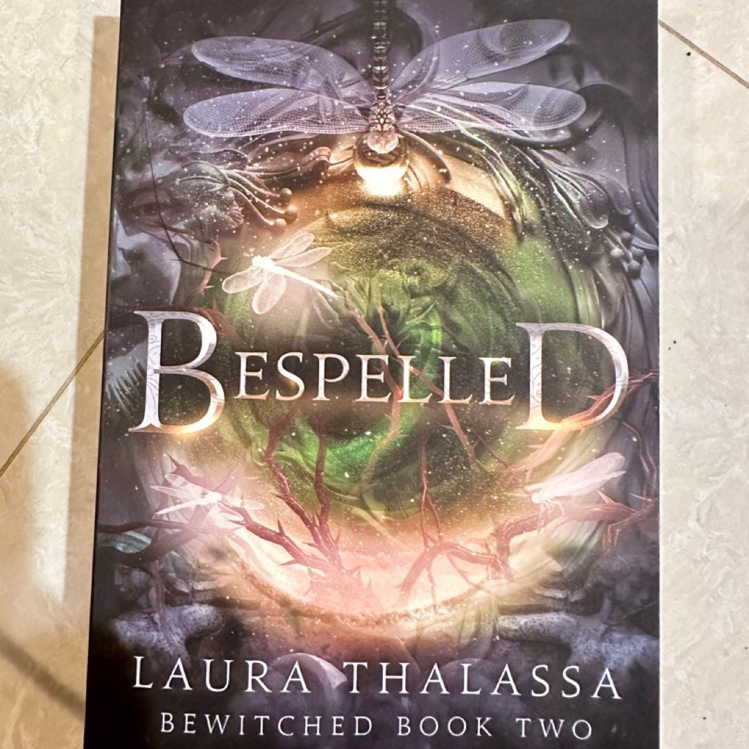 Bespelled by Laura Thalassa, Paperback | Pangobooks