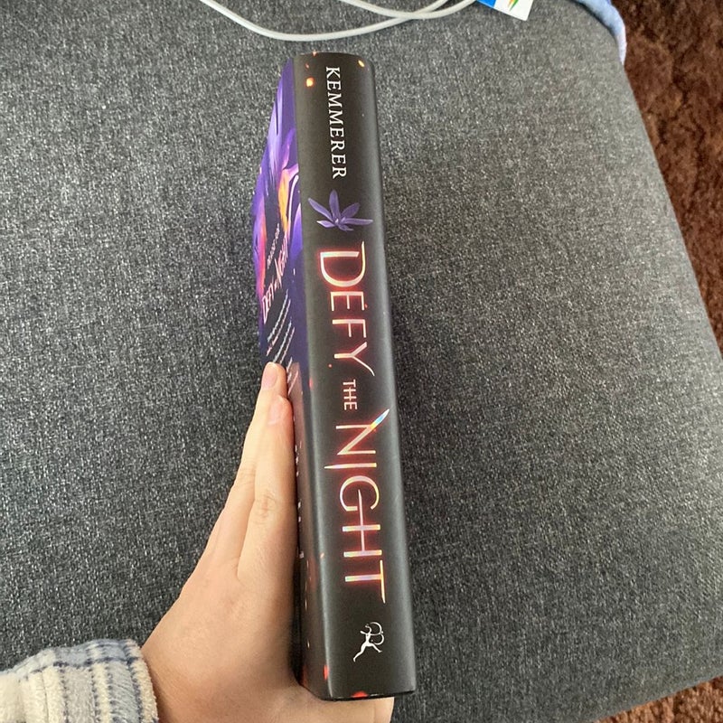 Defy the Night by Brigid Kemmerer, Hardcover | Pangobooks