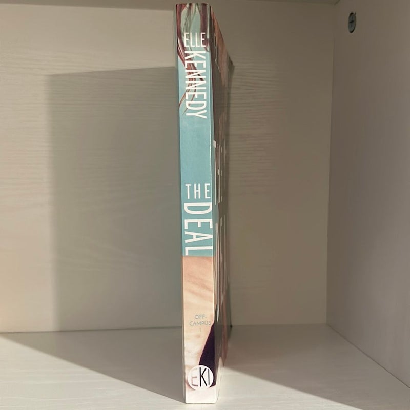 The Deal (EKI edition) by Elle Kennedy, Paperback | Pangobooks