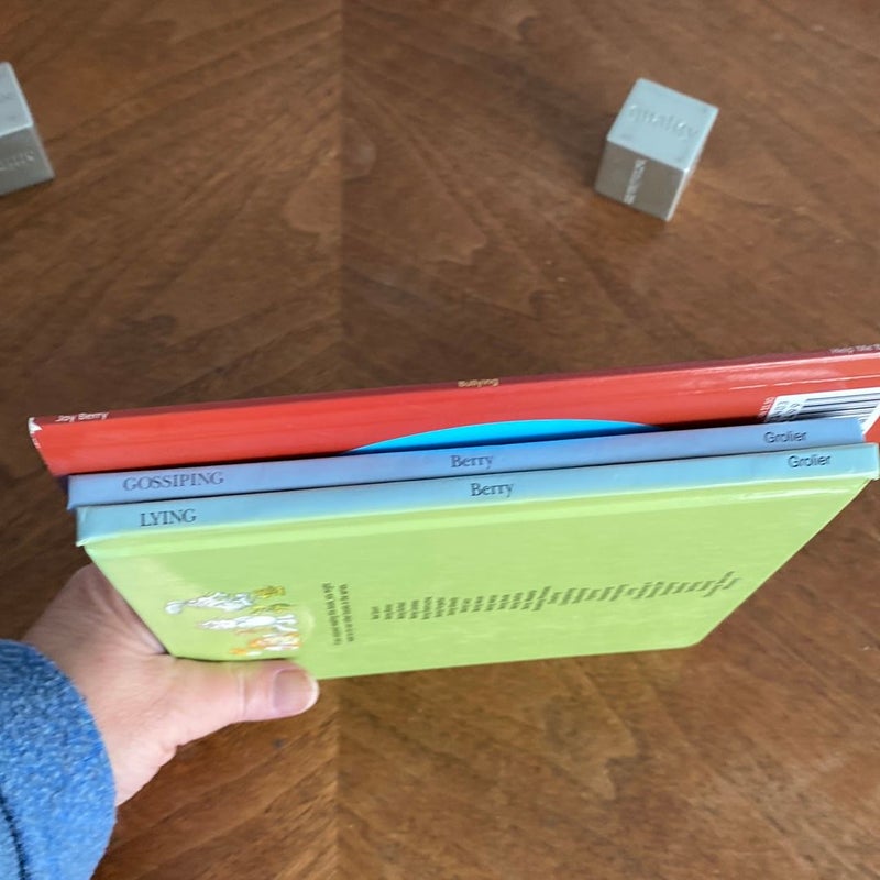 Help Me Be Good Bullying by Joy Berry, Hardcover | Pangobooks