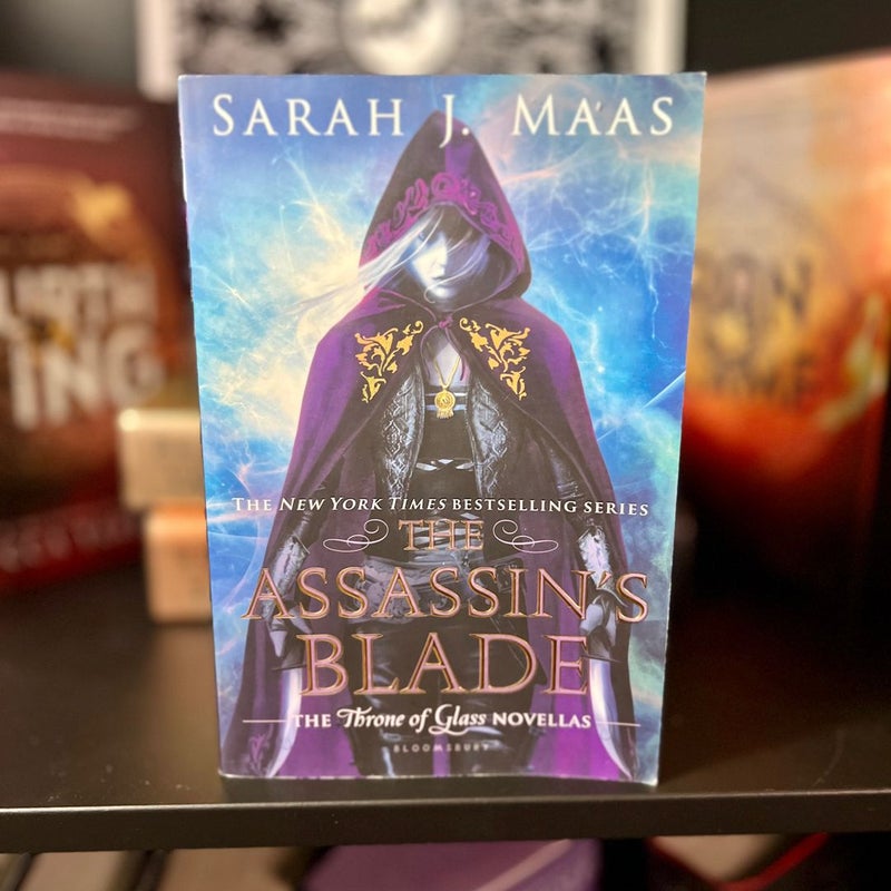 OOP: The Assassin's Blade by Sarah J. Maas, Paperback | Pangobooks