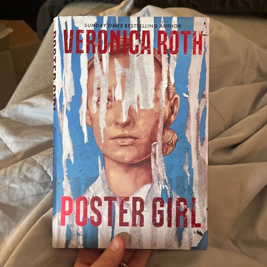 Poster Girl by Veronica Roth, Hardcover | Pangobooks