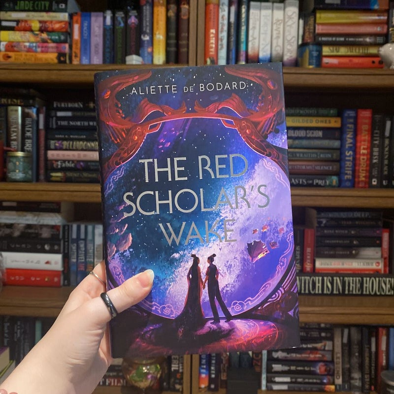 The Red Scholar’s Wake (Illumicrate Special Edition) by Aliette de ...