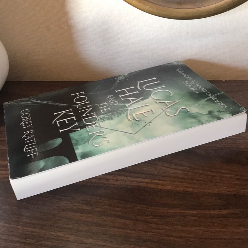 Lucas Hale and the Founders Key by Corey Ratliff, Paperback | Pangobooks