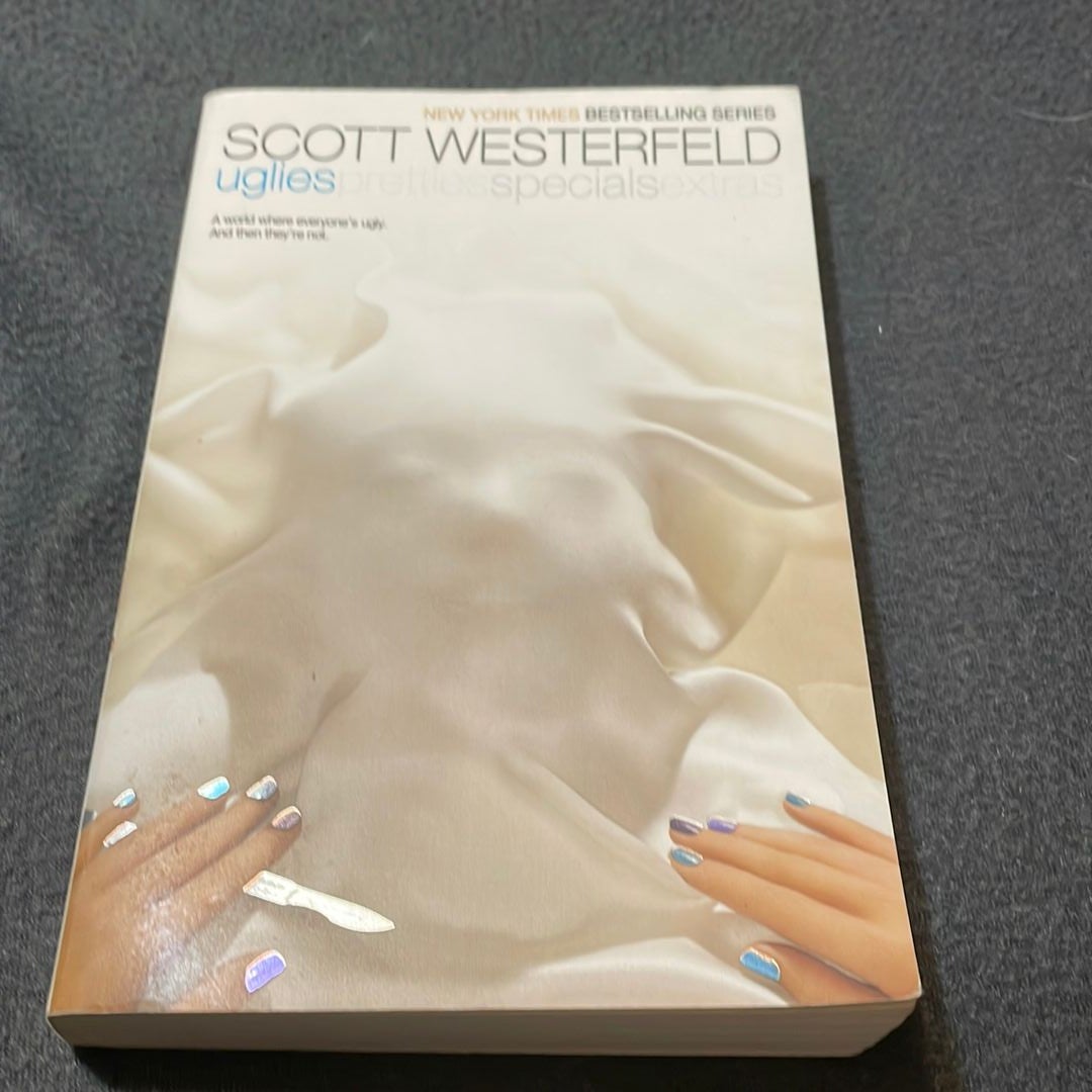 Uglies by Scott Westerfeld, Paperback | Pangobooks