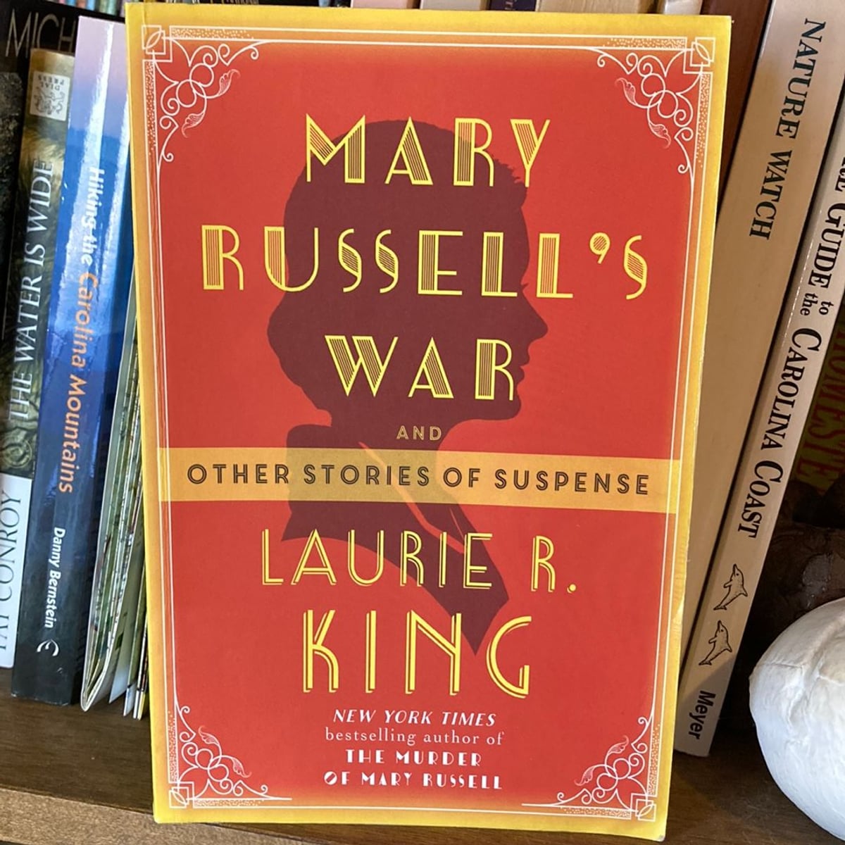 Mary Russell's War by Laurie R. King, Paperback | Pangobooks