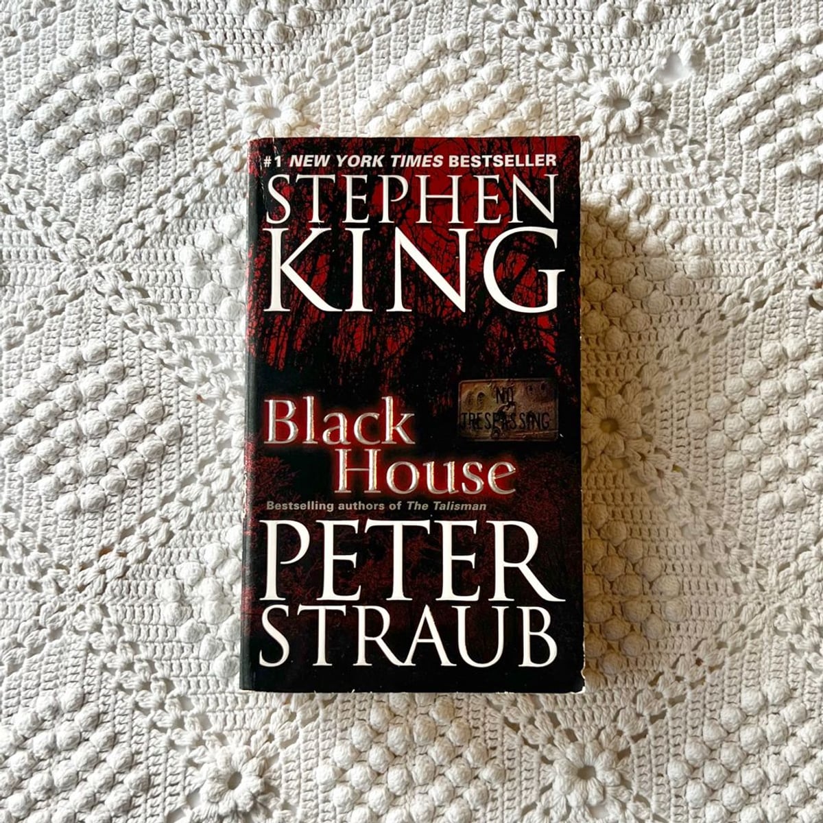 Black House by Stephen King and Peter Straub , Paperback | Pangobooks