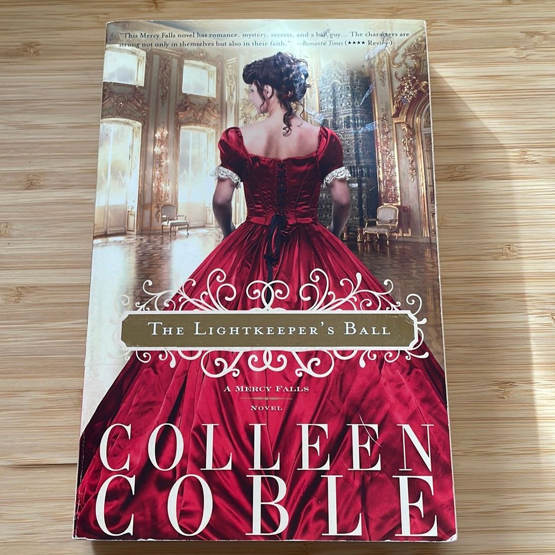 The Lightkeeper's Ball by Colleen Coble, Paperback | Pangobooks
