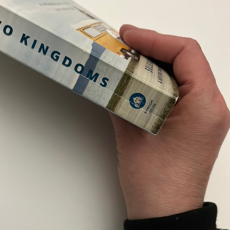 Between Two Kingdoms by Suleika Jaouad, Paperback | Pangobooks