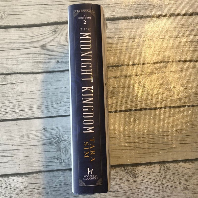 The Midnight Kingdom by Tara Sim, Hardcover | Pangobooks