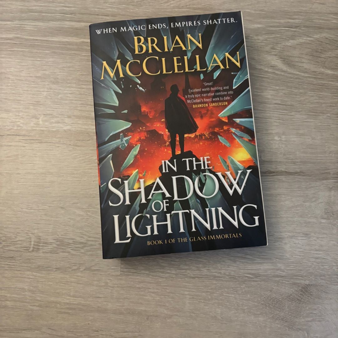 ♻️ In the Shadow of Lightning by Brian McClellan, Paperback | Pangobooks