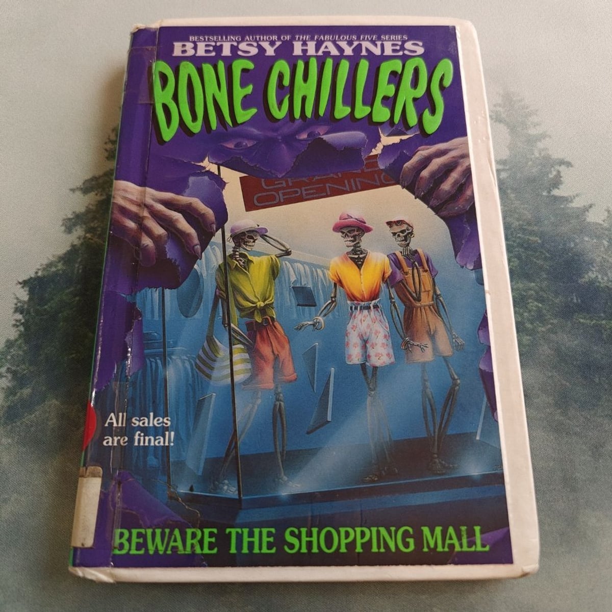 Bone Chillers 1 - Beware the Shopping Mall by Betsy Haynes, Hardcover ...
