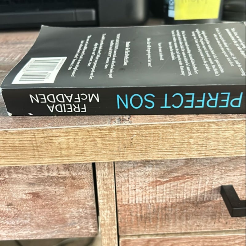 The Perfect Son by Freida McFadden, Paperback | Pangobooks