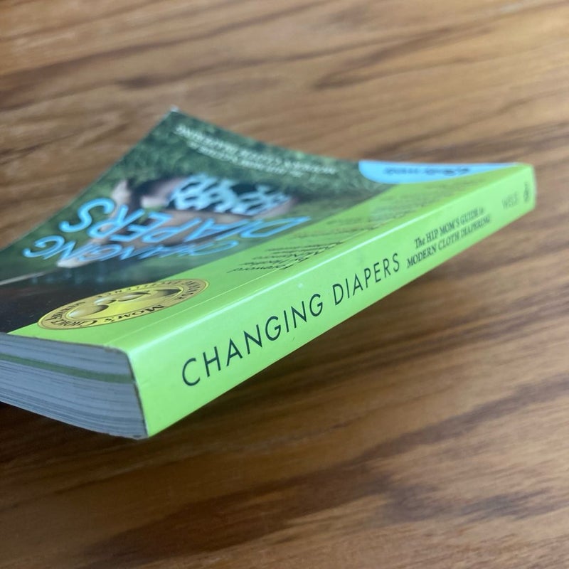 Changing Diapers by Kelly Wels, Paperback | Pangobooks