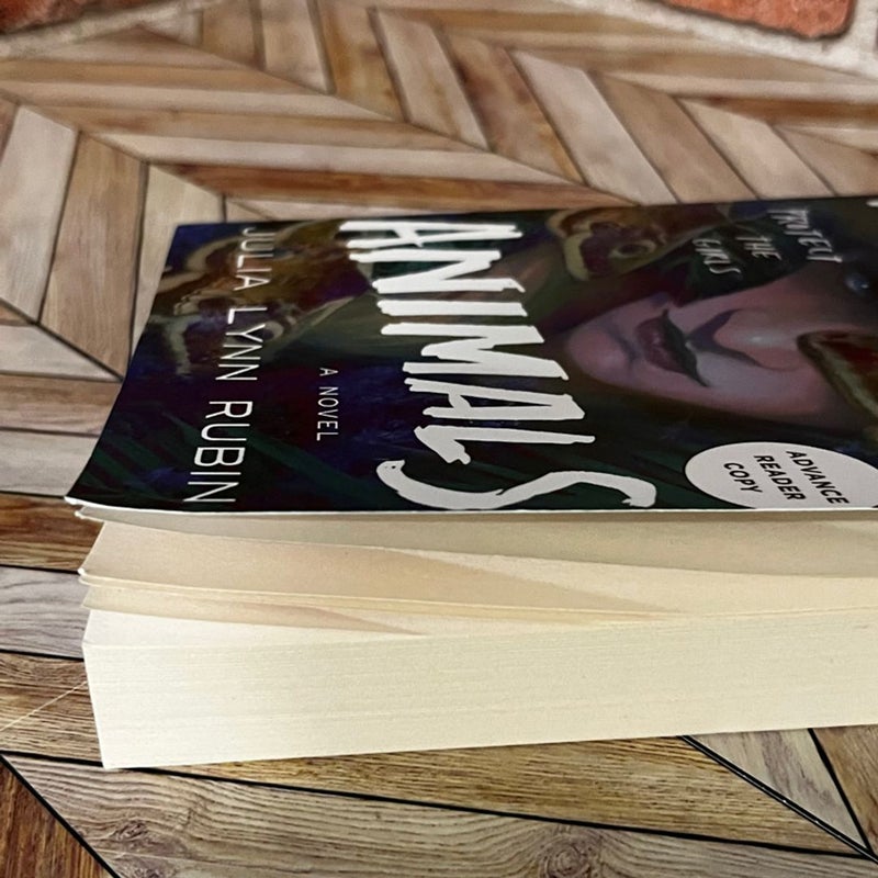 Primal Animals by Julia Lynn Rubin, Paperback | Pangobooks